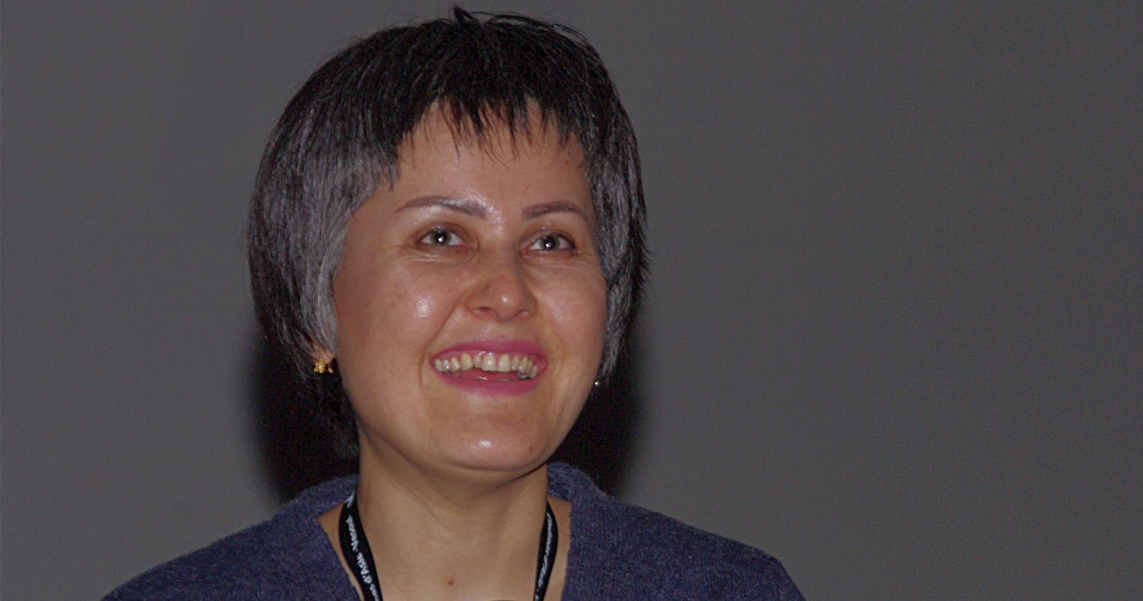 صحرا کریمی کیست؟